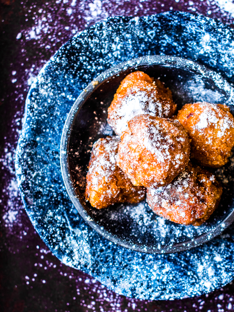FESTIVE DUTCH OLIEBOLLEN - Man.Eat.Plant.
