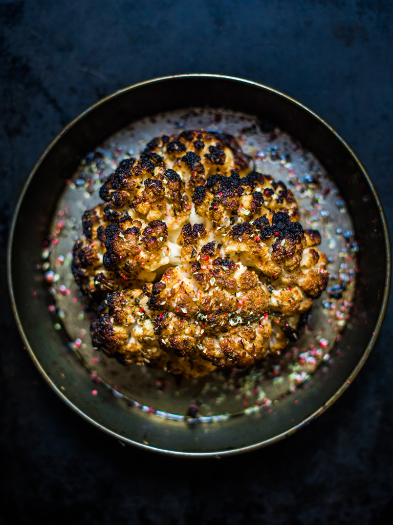 CAULI ROAST CHICK'N STYLE - Man.Eat.Plant.